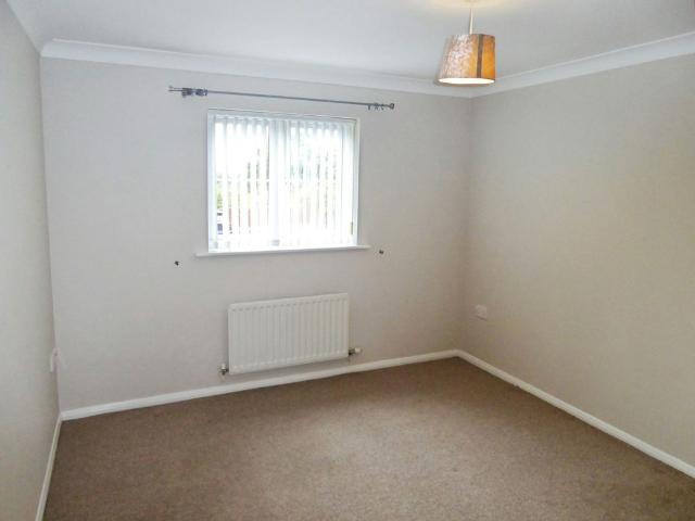 Flat to rent on