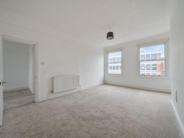 Flat to rent London Road, Bromley, BR1