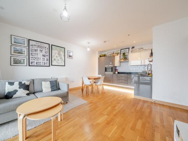 Flat to rent London, SE10