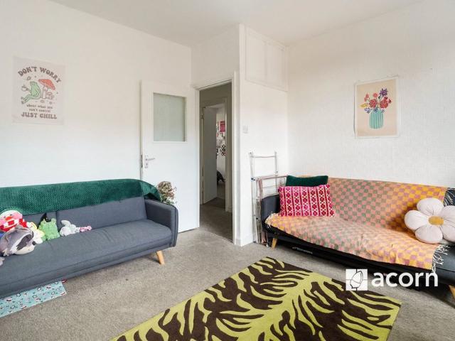 Flat to rent Pilton Place, Walworth, SE17