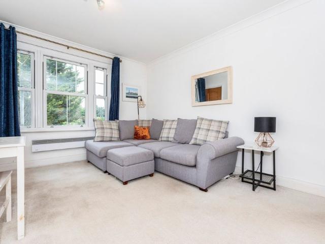 Flat to rent Wood Street, Swanley, BR8