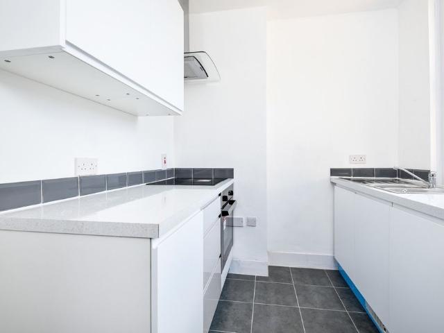 Flat to rent West Street, Bromley, BR1