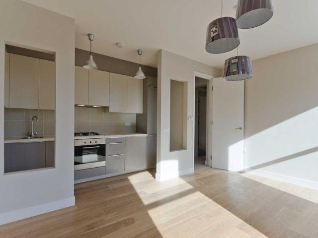 Flat to rent Vestry Road, London, SE5