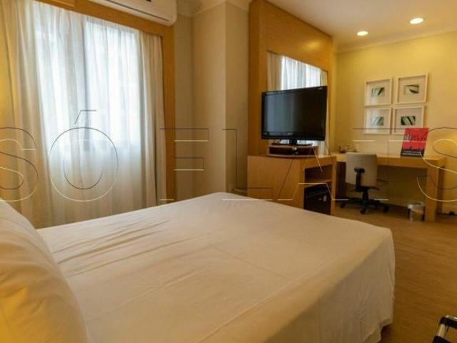 Flat totalmente mobiliado25m² 1 dorm, 1 vaga para investimento no Campo Belo