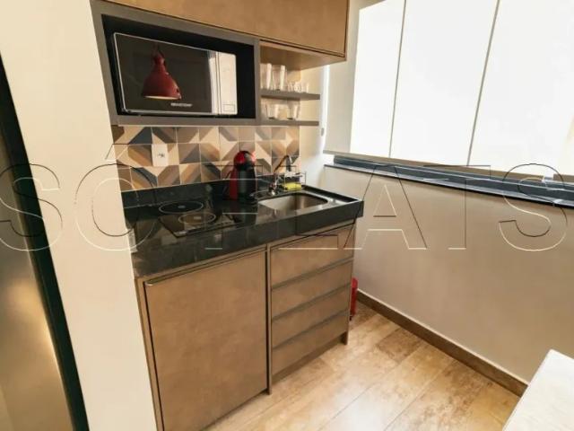 Flat totalmente mobiliado e muito próximo do Shopping Vila Olimpia. Com entrada imediata