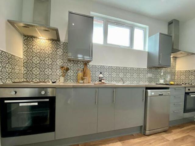Flat,united Kingdom, 2 Bedroom House