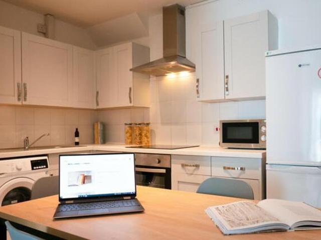 Flat,united Kingdom, 4 Bedroom House
