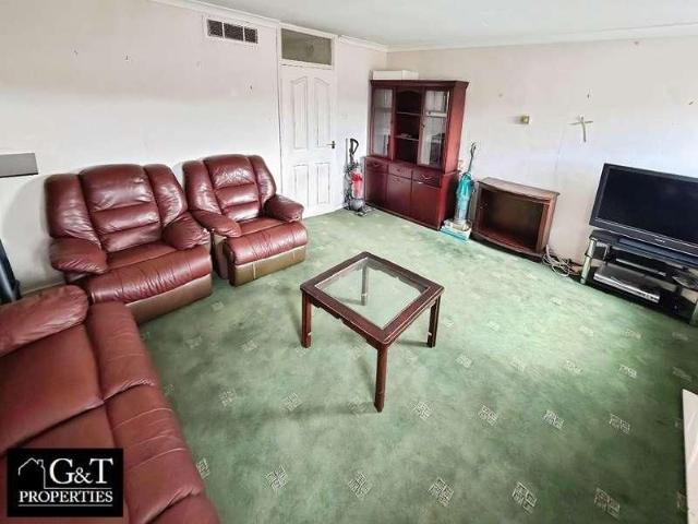 Flat, Valerian, St. Cecilia Close, Kidderminster, DY10