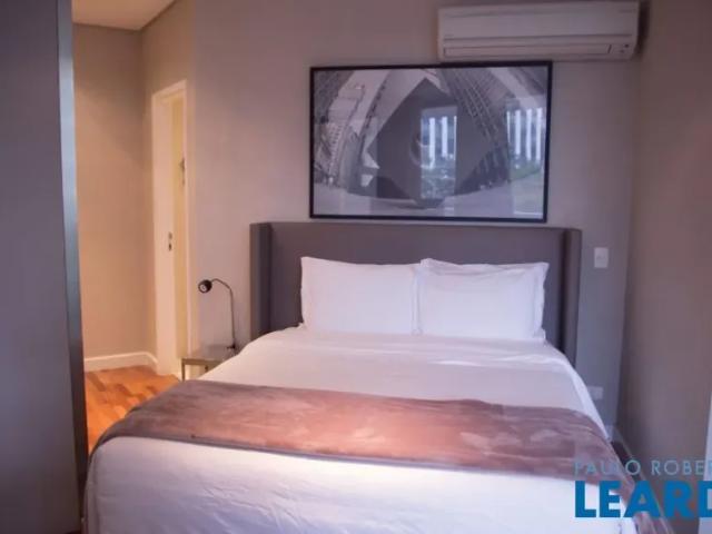 Flat vila olímpia sp