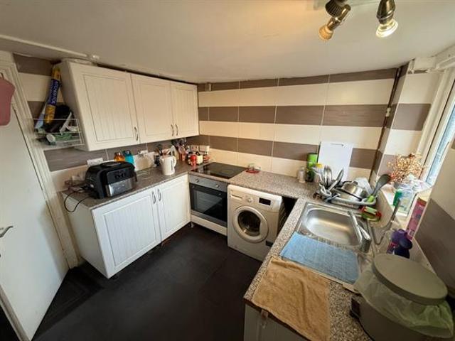 Flat: West Wycombe, Hp12: £900 pcm | Chiltern Hills