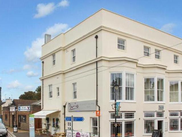 Flat William De Braose House, Brunswick Road, 2 Bedroom Flat