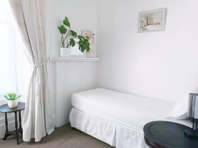 Flat with 3 furnished rooms