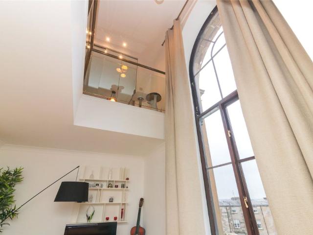 Flat 14, 35 Lynedoch Street