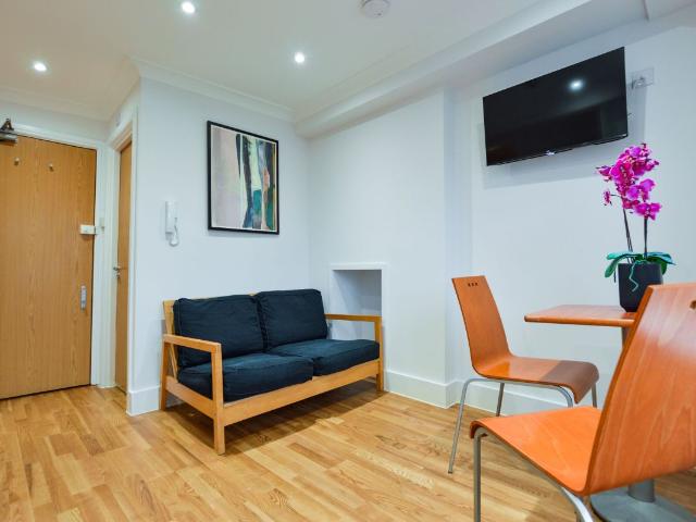 Flat 14, 4 Talbot Road, Bayswater W2, 1 bed flat to rent, £1,850 pcm | PrimeLocation