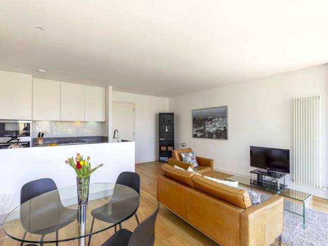 Flat 16, 18 Simpson Loan