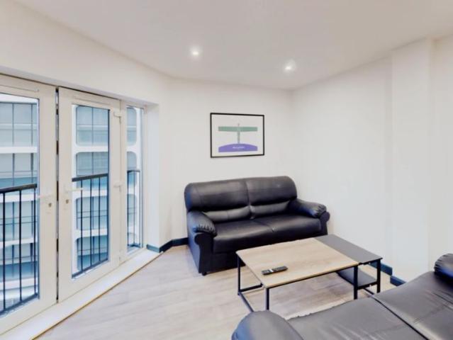 Flat 18 Bedroom F