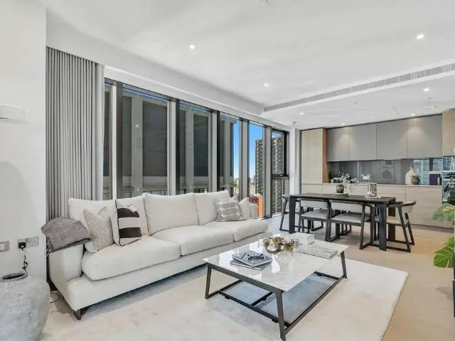 Flat 102, 10, George Street, Vertus E14 2 bed flat to rent £3,888 pcm £897 pw