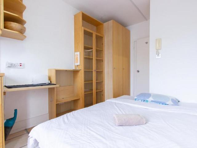 Flat 10 Claverton Street, Pimlico SW1V 3AX