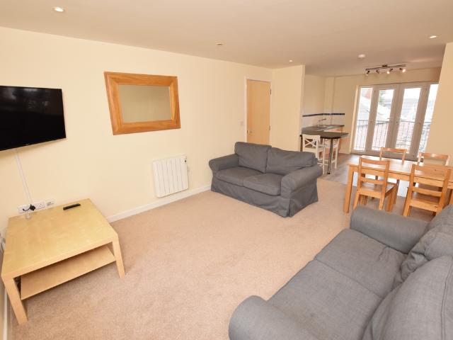 Flat 10 Room 1