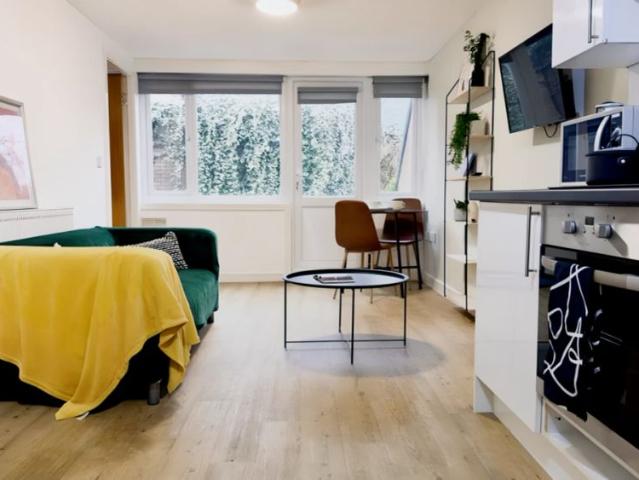 Flat 10 1 Bedroom House