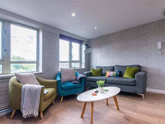 Flat 11