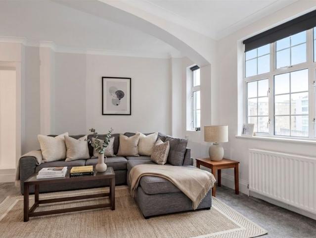 Flat 12, Strathmore Court, London, NW8 7HY