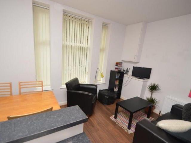 Flat 1 13 Dunluce Avenue, Belfast, BT9 7AW