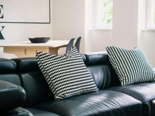Flat 1, 148 Devonshire Street Room 4