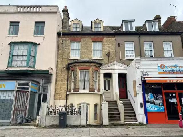 Flat 1, 149 Station Road, Herne Bay. 3 bed maisonette for sale.