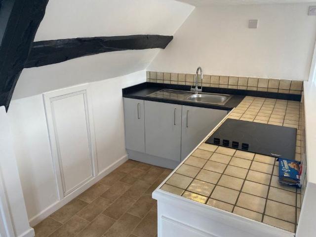 Flat 1, 21a, The Hornet, Chichester
