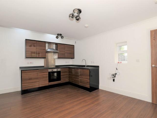 Flat 1, 226 High Street, Cranleigh 1 bedroomProperty for lettings Seymours