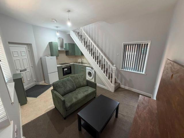 Flat 1, 29 Mount Street PR1, 1 bed flat to rent, £800 pcm | PrimeLocation