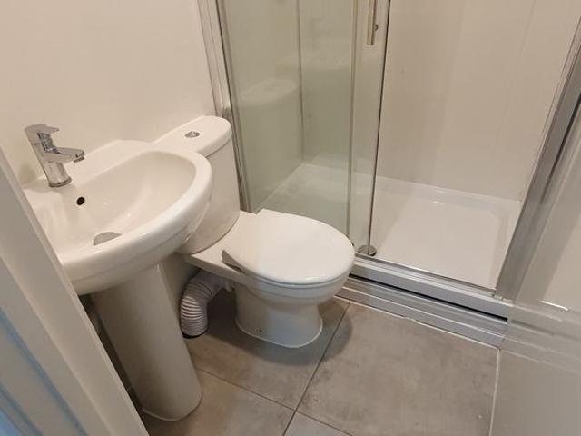 Flat 1, 25 Minny Street, Cathays, Cardiff, CF24 4ES