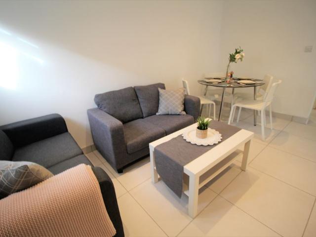 Flat 1, 55 Clarendon Road, LS2 9NZ, Leeds