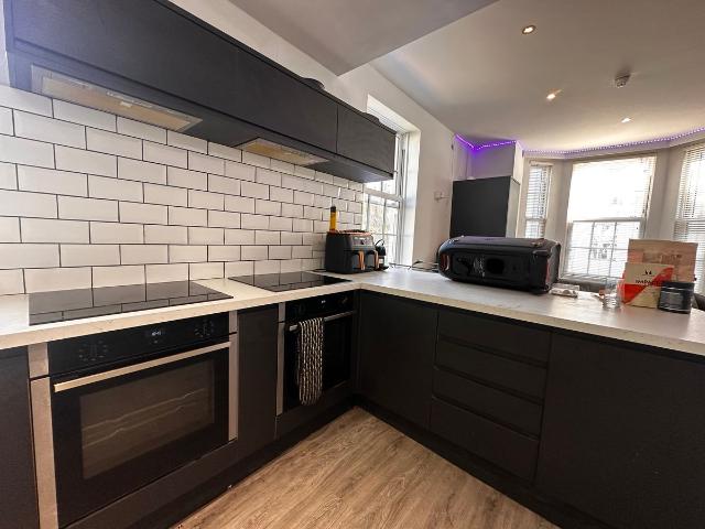 Flat 1, 60 Talbot Street NG1, 6 bed flat to rent, £4,160 pcm | PrimeLocation