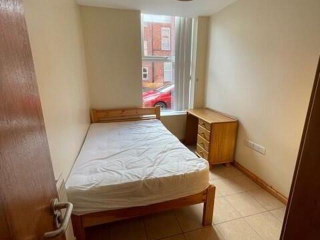 Flat 1 75 Fitzroy Avenue, Belfast, BT7 1HT