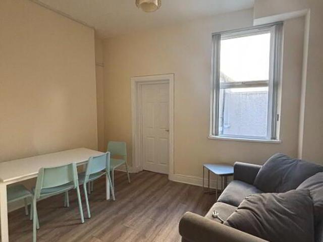 Flat 1, 91 Fitzroy Avenue, Belfast, BT7 1HU