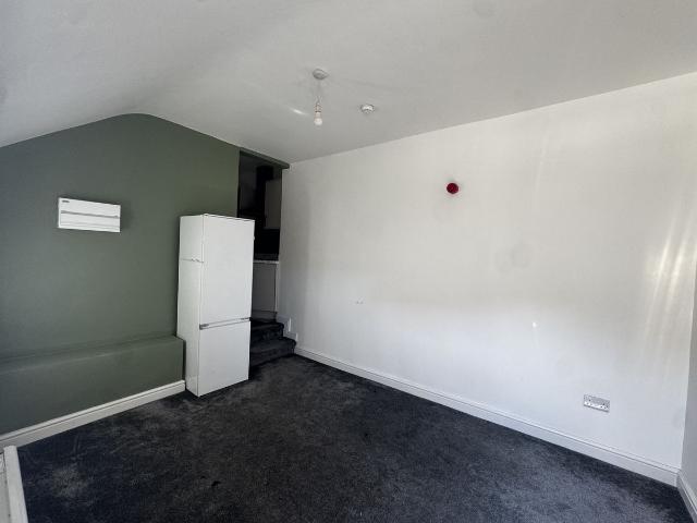 Flat 1 B11, 1 bed flat to rent, £825 pcm | PrimeLocation