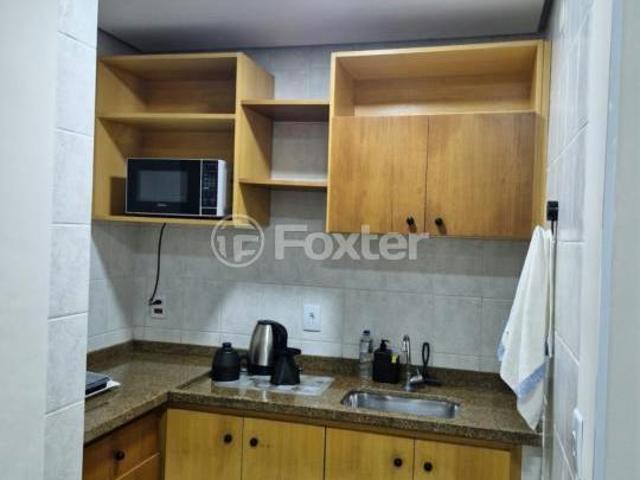 Flat, 1 dormitórios, 41 m², em Centro