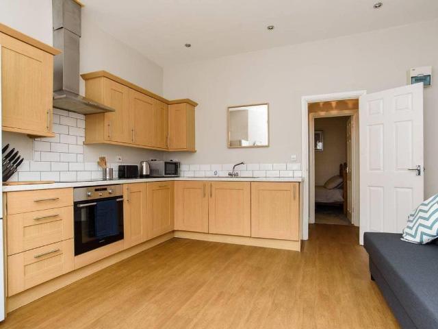 Flat 1, Moira Terrace Cardiff CF24, 1 bed flat to rent, £800 pcm | PrimeLocation