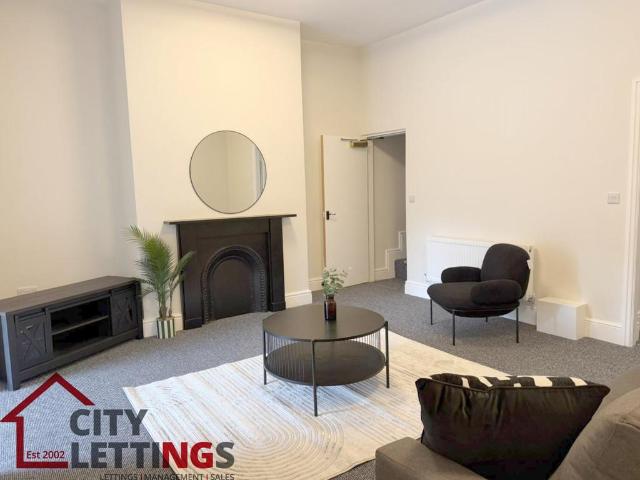 Flat 1, Mansfield Road, City Centre. 2 bed flat to rent £1,150 pcm £265 pw
