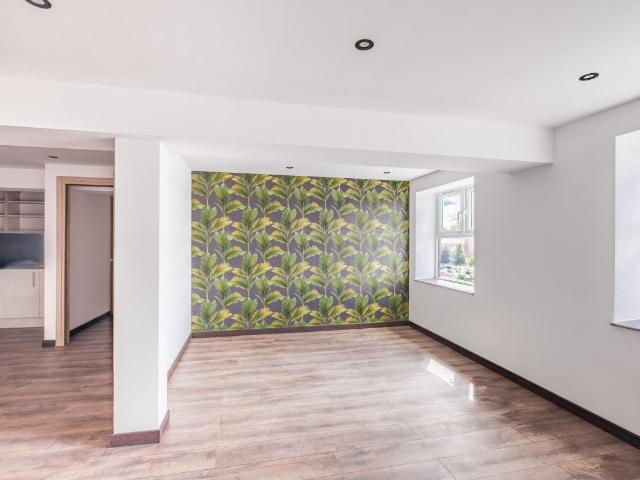 Flat 1, Standish Court PR7, 2 bed flat to rent, £1,075 pcm | PrimeLocation