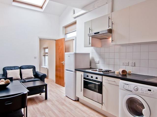 Flat 1B, 31 Kelso Road, LS2 9PR, Leeds