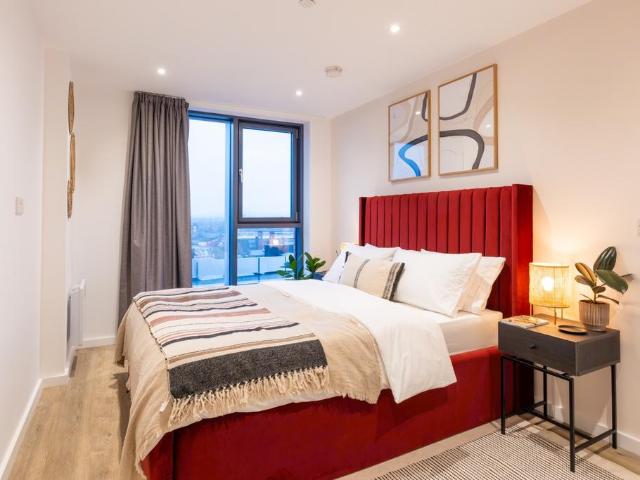 Flat 2602, Swan Street House, Swan. 1 bed flat to rent £1,375 pcm £317 pw