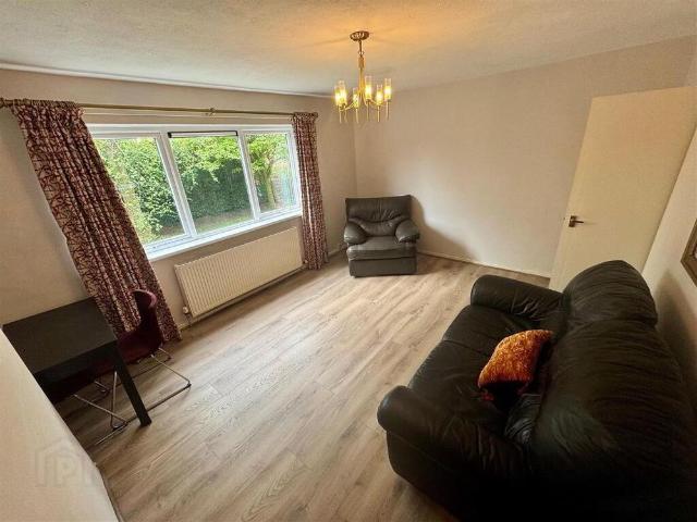 Flat 27, 47 Dundela Avenue, Belfast, BT4 3BT