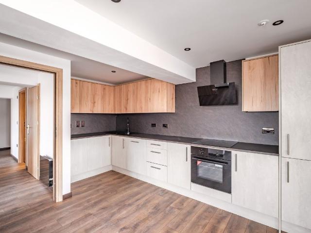 Flat 21, Standish Court PR7, 3 bed flat to rent, £1,350 pcm | PrimeLocation