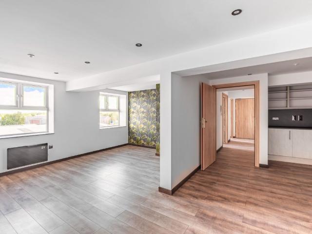 Flat 23, Standish Court PR7, 2 bed flat to rent, £1,050 pcm | PrimeLocation