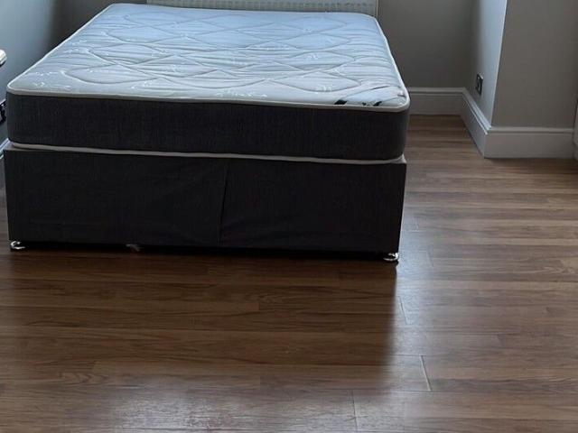 Flat 2 15 Laitwood Road SW12 BALAHM