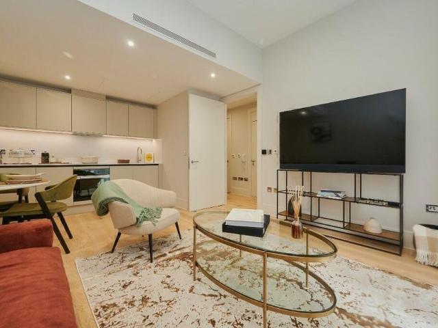 Flat 2, 219 Baker, Baker Street, Marylebone, NW1 6XE