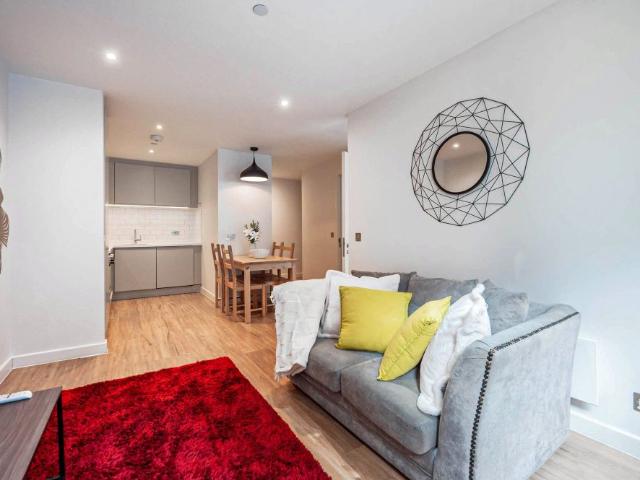 Flat 2, 29 King's Stables Road